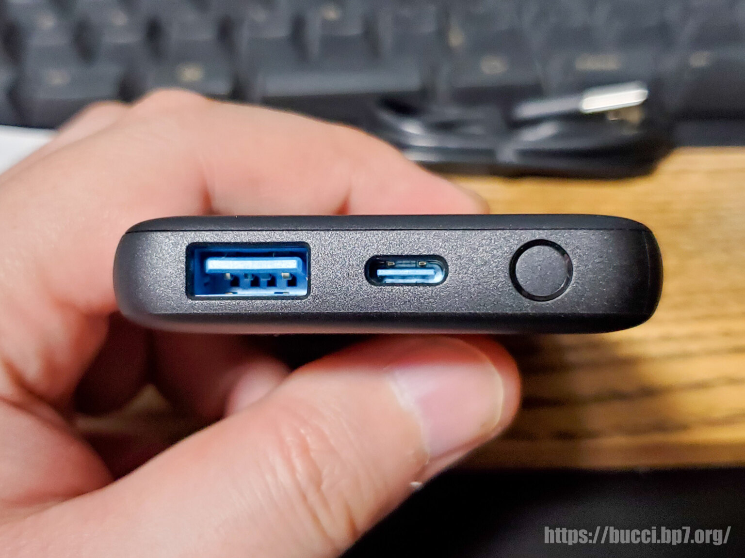 ANKER PowerCore III 5000 を買ってみた – ぶっちろぐ